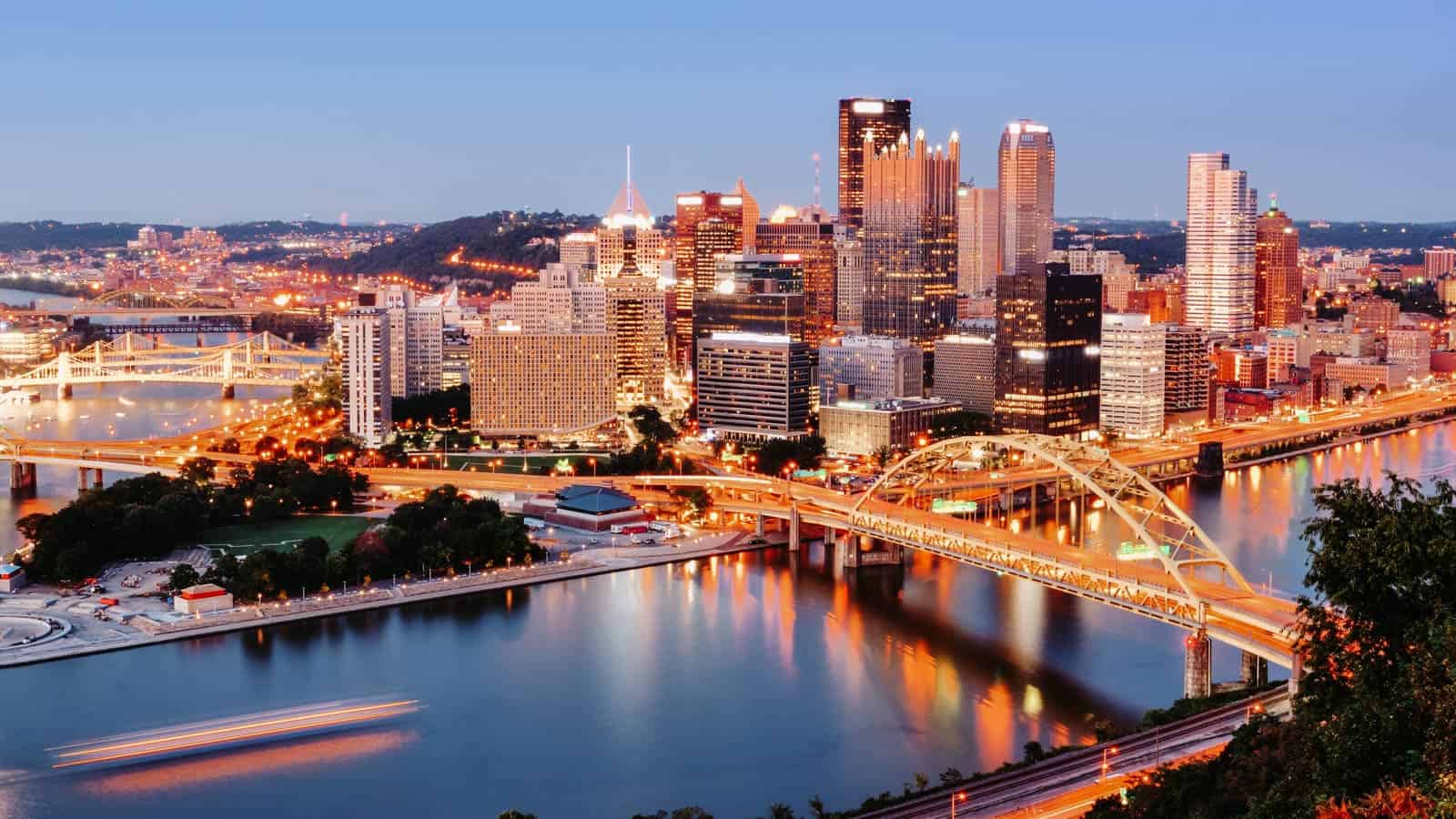 12 Unexpected US Cities with a Vibrant Nightlife Scene