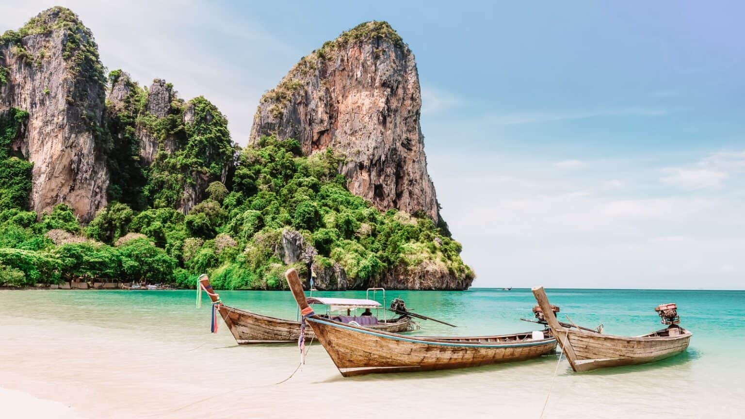 12 Beautiful White Sand Beaches in the World That Should Be on Your ...