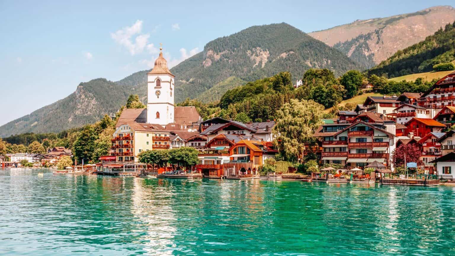 12 European Lakeside Towns for a Peaceful Getaway 2026