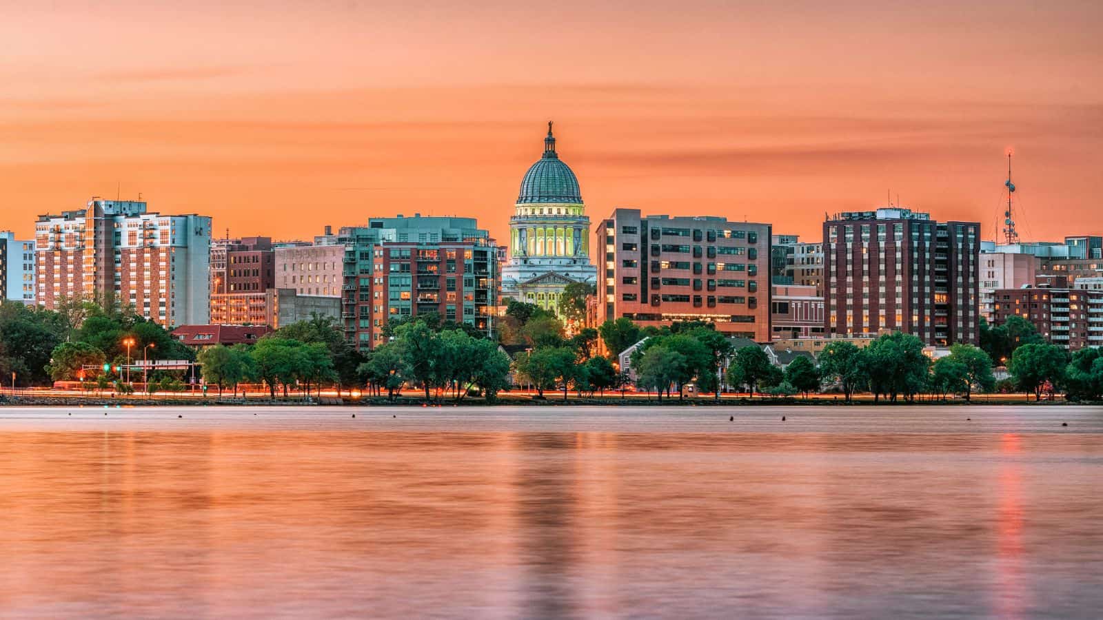24 Most Beautiful Cities in the U.S. to Visit in Your Lifetime 2024