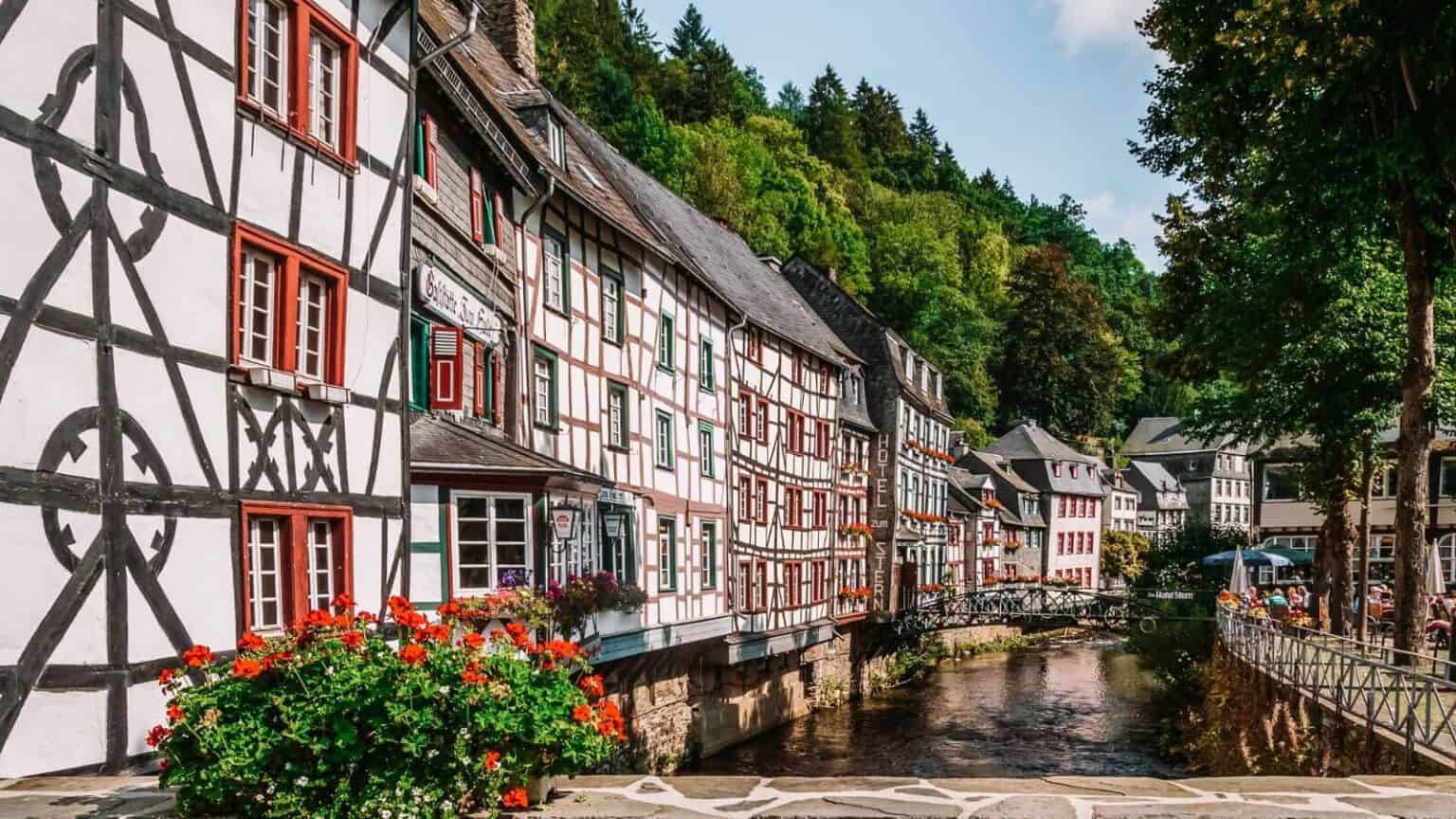 12 Picturesque European Villages for a Relaxing Retreat 2026