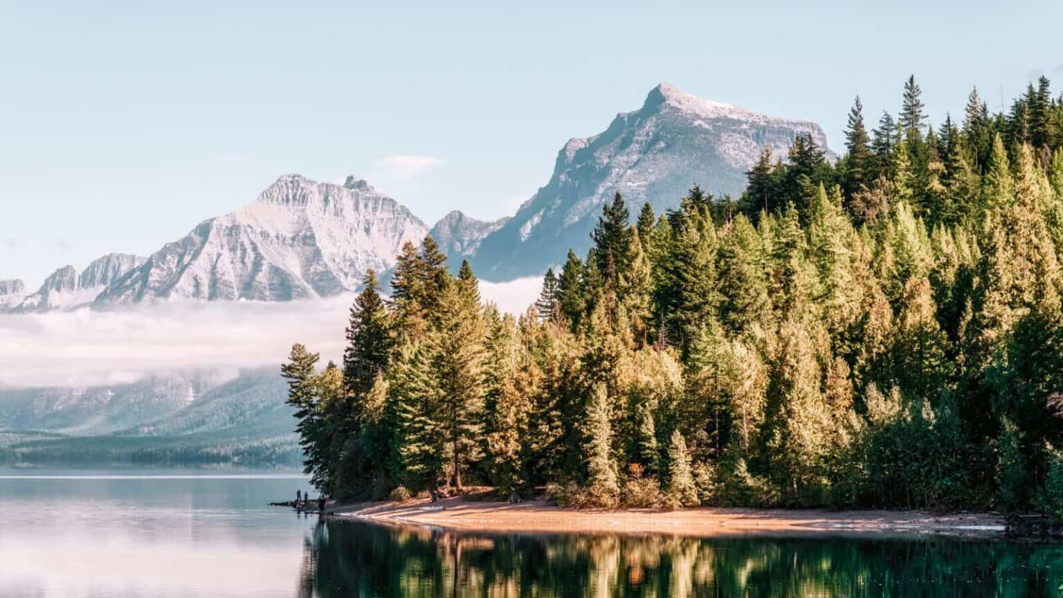 12 US Lake Destinations for a Relaxed Vacation 2026