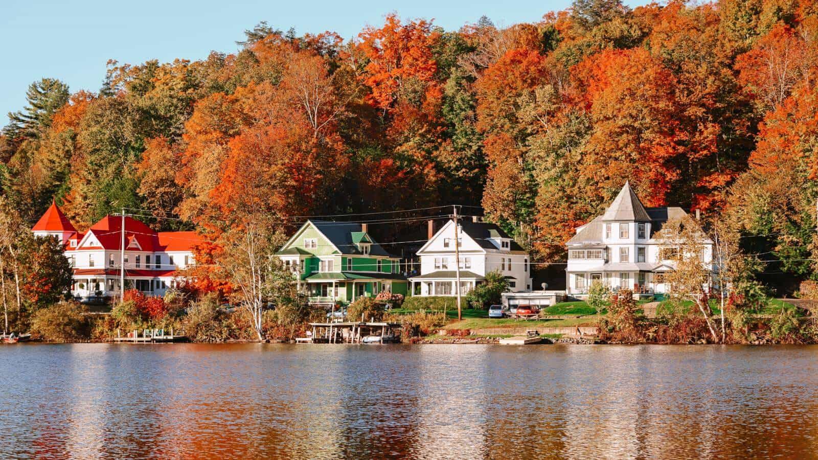 12 US Lake Destinations for a Relaxed Vacation 2026