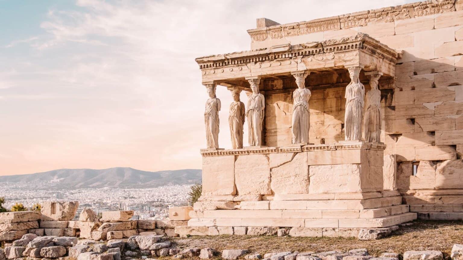 12 Cities With Stunning Ancient Architecture To Explore in Your ...