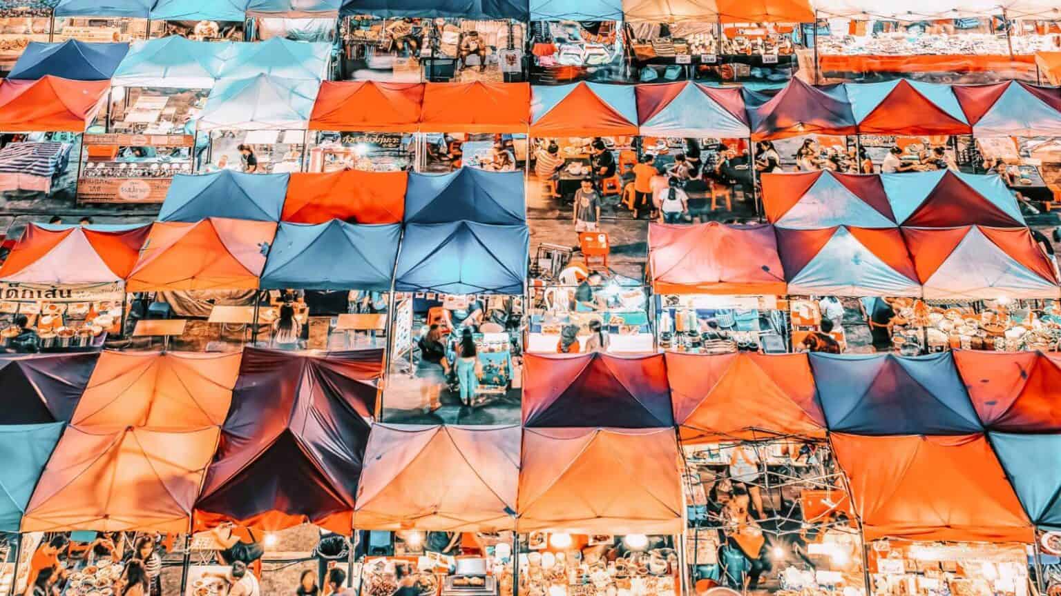 12 Exotic Markets Around the World for a Shopping Spree