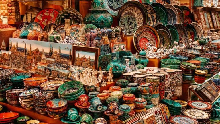12 Exotic Markets Around the World for a Shopping Spree