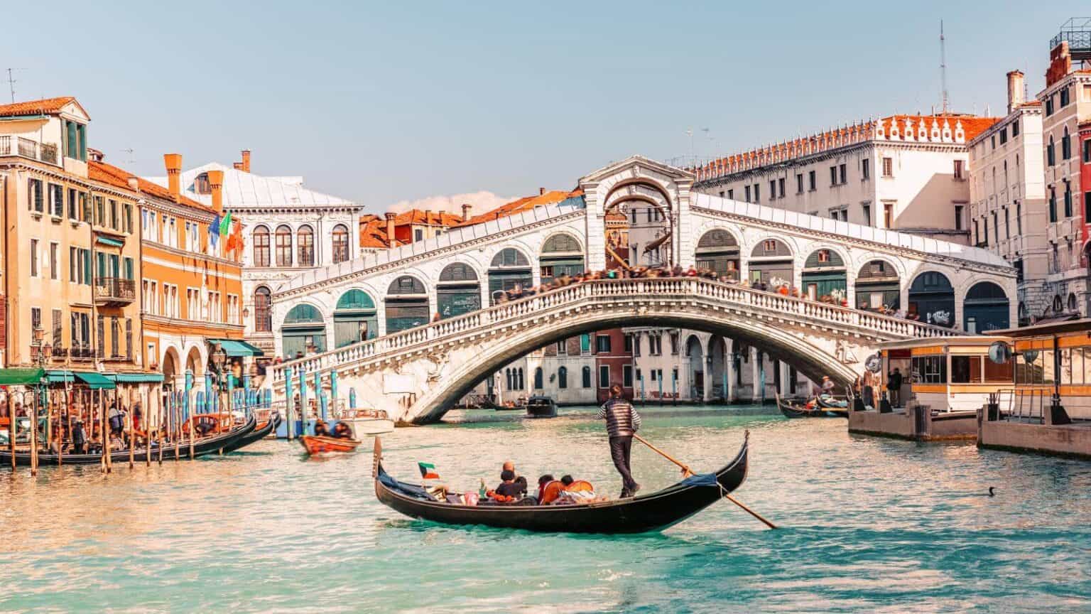 12 Iconic Bridges That Are Engineering Marvels 2025