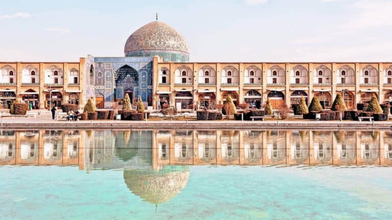 12 Iconic City Squares Around the World To Visit Once in Your Lifetime 2026