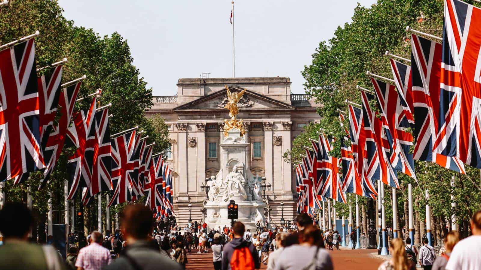 24 Landmarks in Europe To Visit in Your Lifetime 2024