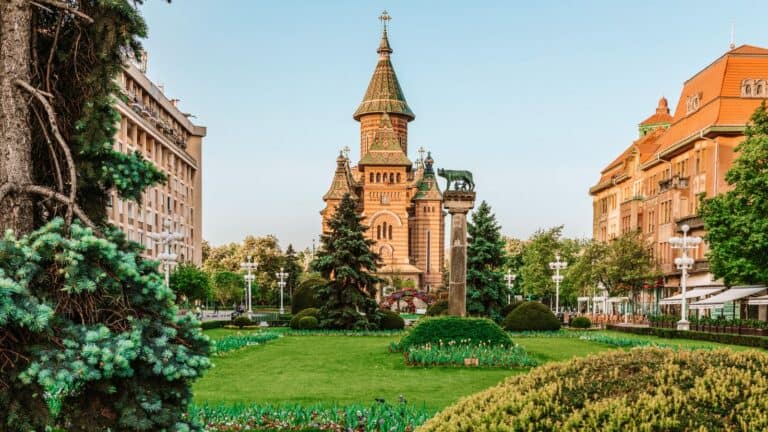 12 Beautiful Places Where You Can Live for Less Than $1,000 a Month
