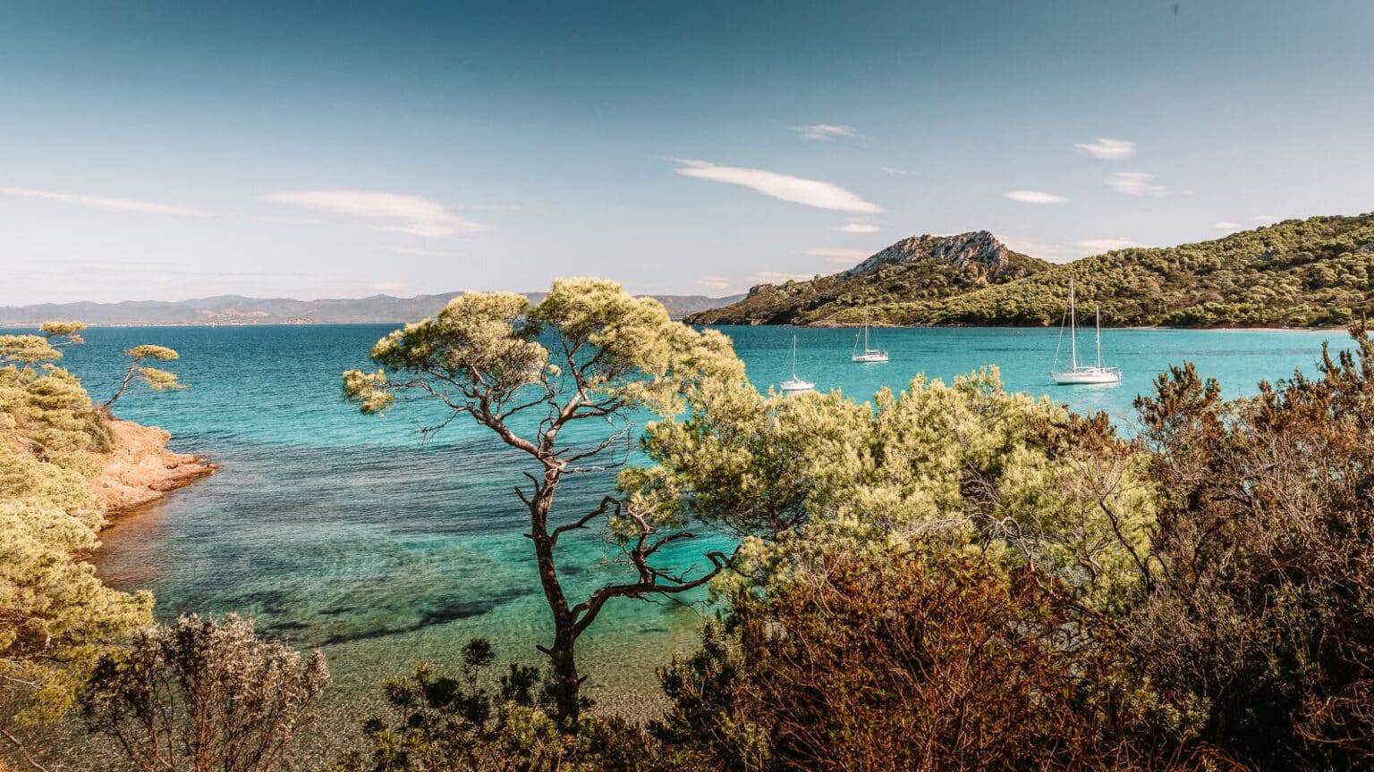 From Hidden Coves to Glamorous Seaside Resorts, These French Beach ...