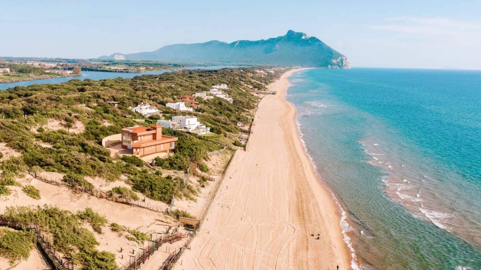 12 Beautiful Beach Destinations in Italy That Will Make You Rethink ...