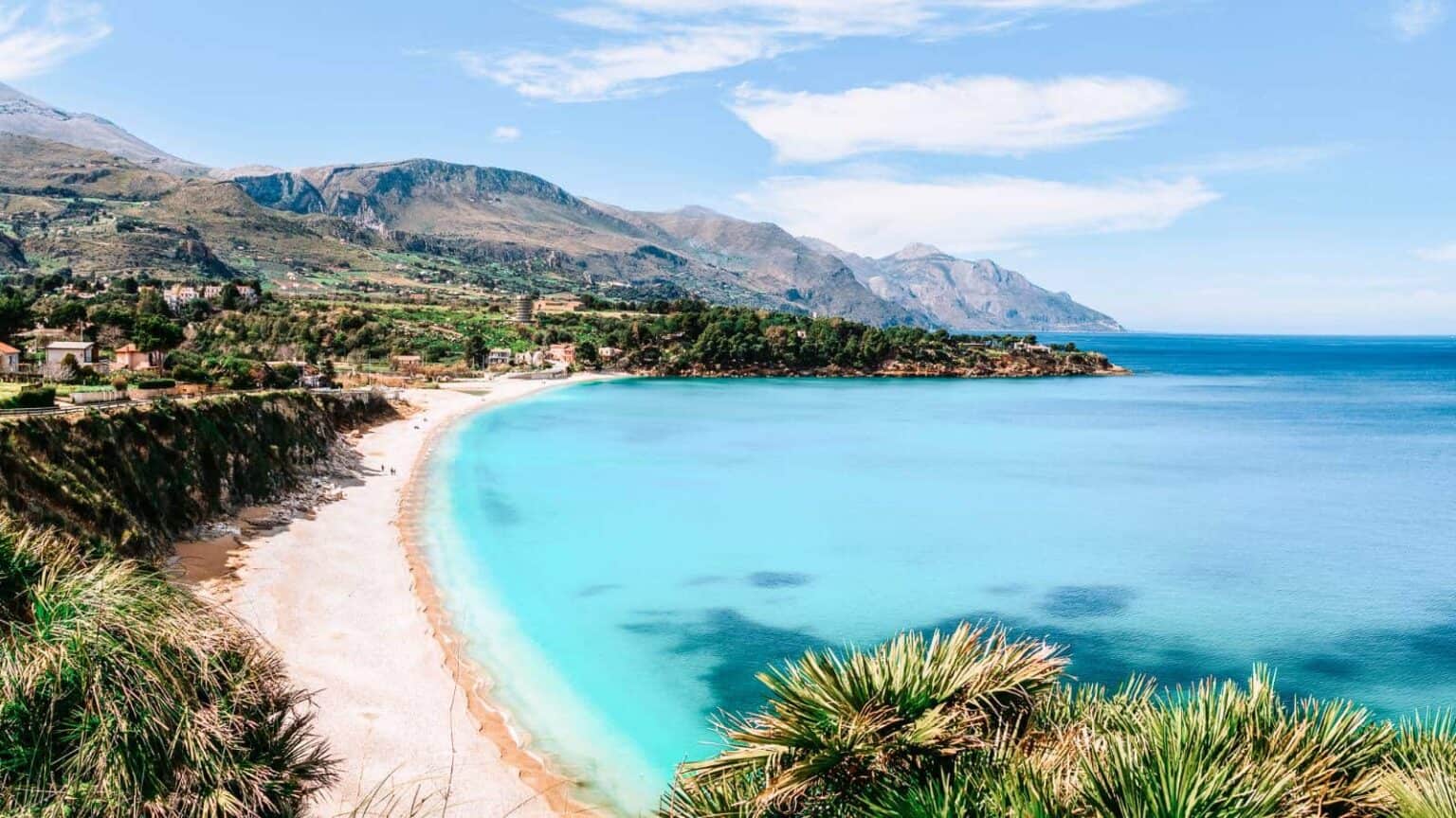 12 Beautiful Beach Destinations in Italy That Will Make You Rethink ...