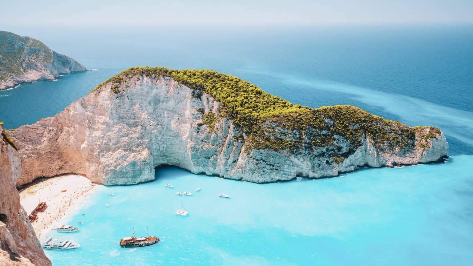 12 Surprisingly Tropical Islands in Europe That Will Make You Forget ...