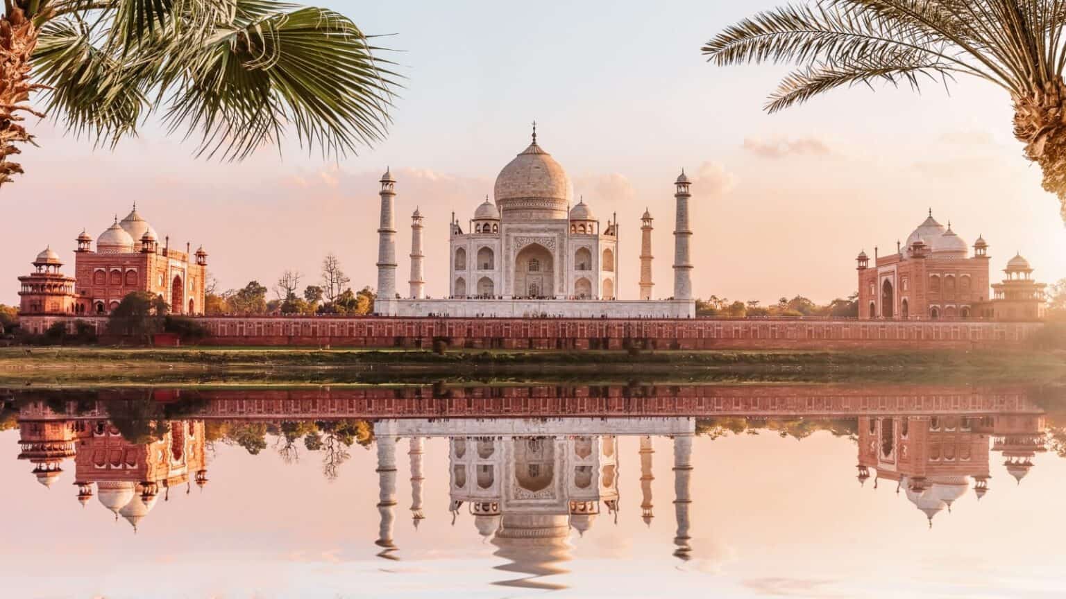 12 Most Famous Landmarks in the World