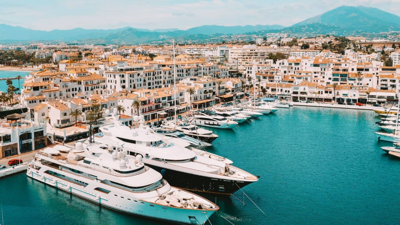 Avoid These 12 Tourist Traps in Spain for an Authentic Experience