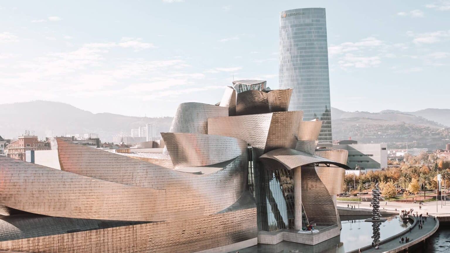 12 Famous Landmarks in Spain That Will Make You Say '¡Viva España!'