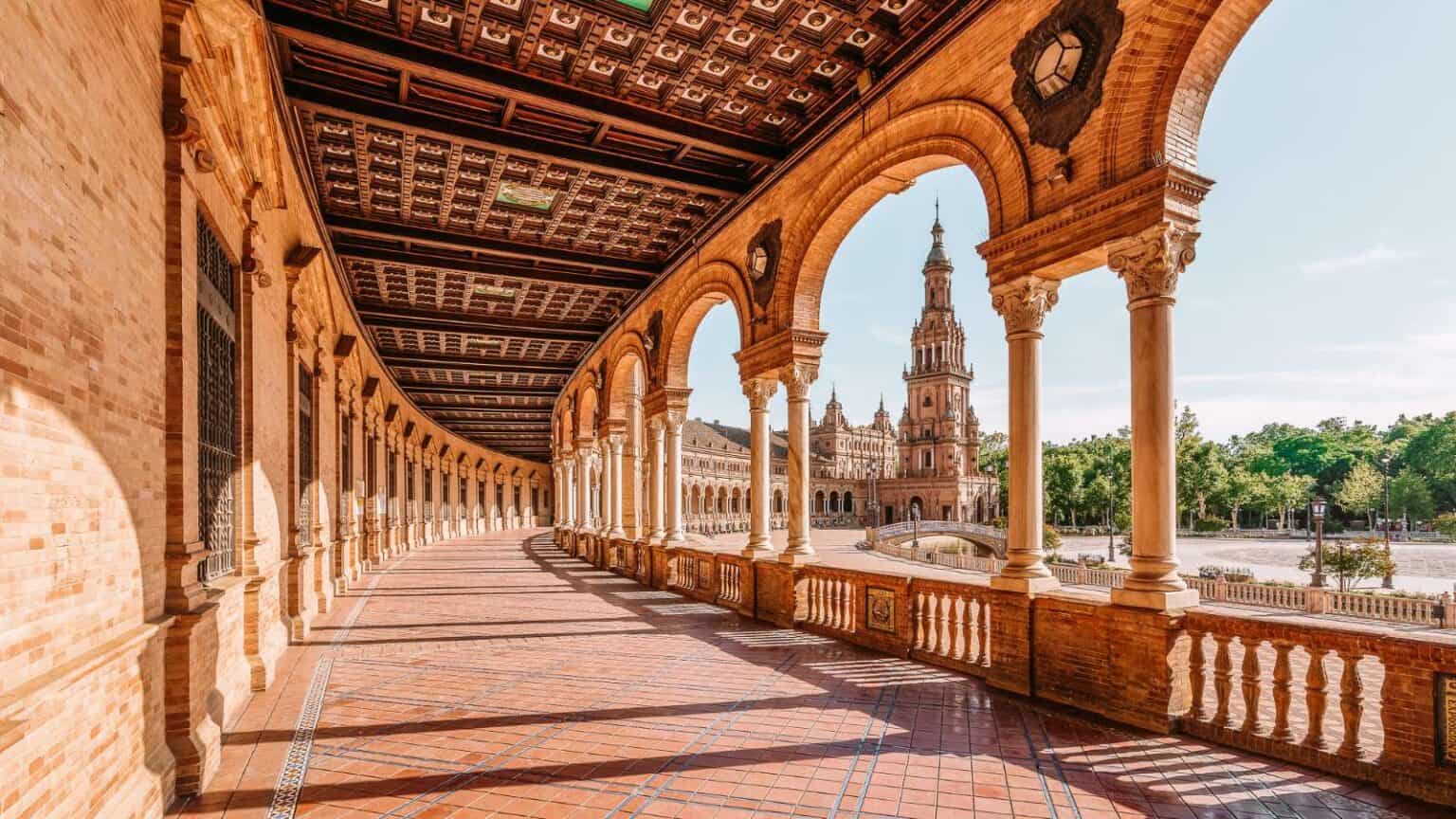 12 Famous Landmarks in Spain That Will Make You Say '¡Viva España!'