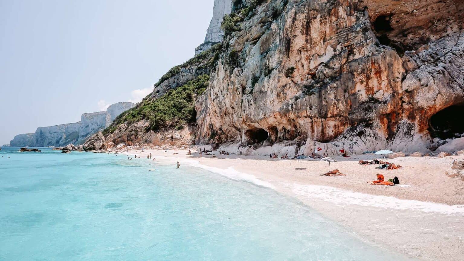 12 Hidden Beach Gems in Italy So Beautiful They Make Popular Spots Look ...