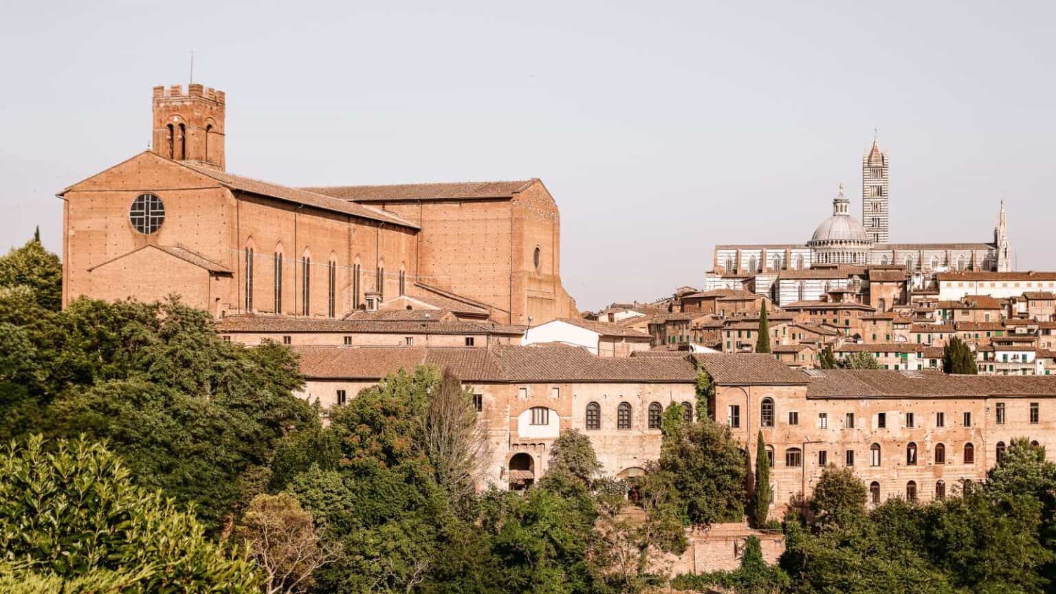 12 Beautiful Medieval Cities and Towns in Italy To Step Back in Time