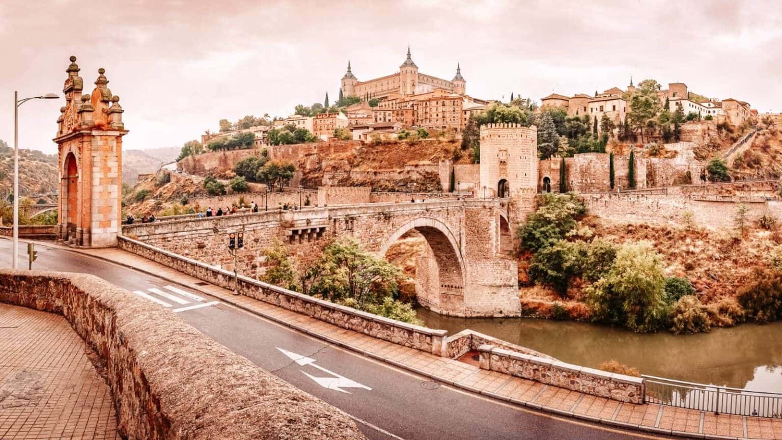 12 Beautiful Medieval Cities and Towns in Spain That Will Make You Want ...