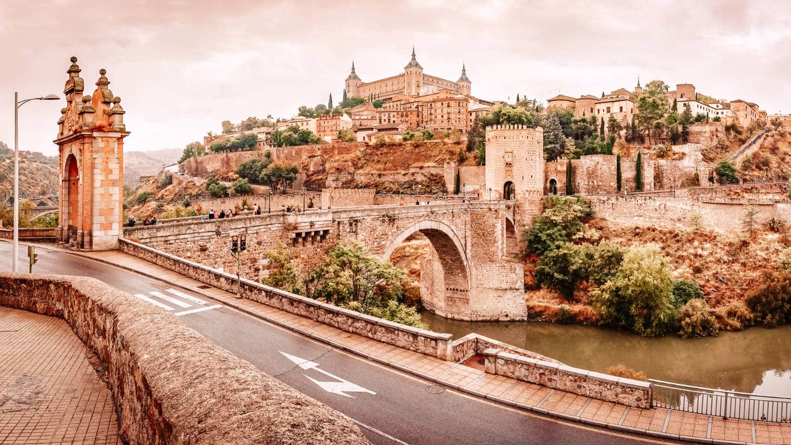 12 Beautiful Medieval Cities and Towns in Spain That Will Make You Want ...