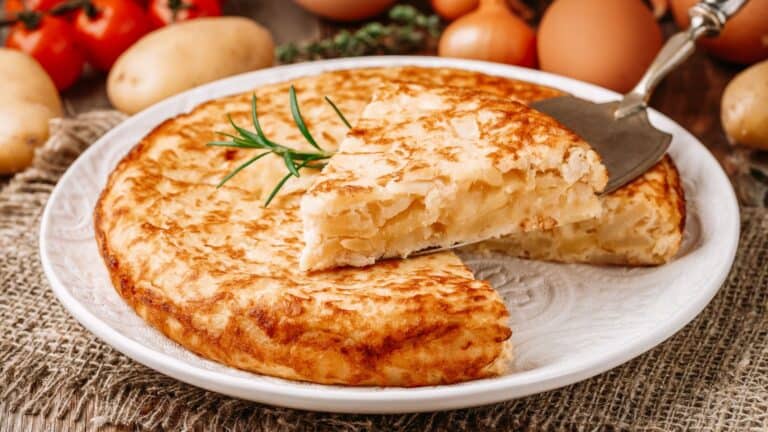 These Traditional Spanish Dishes Are a Must-Try, From Seafood Stews to ...