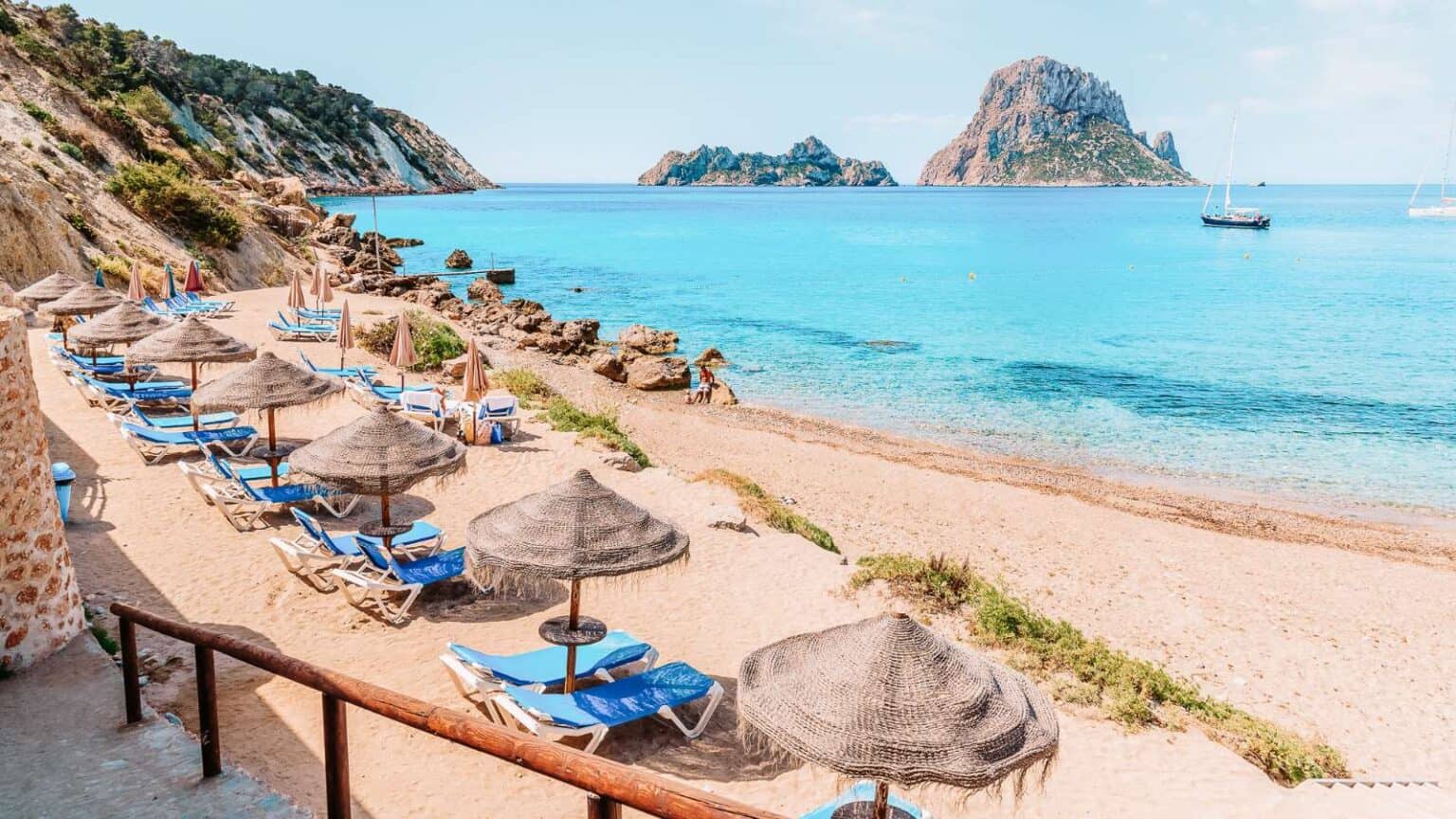 12 Dreamy Summer Destinations in the World for Your August Getaway