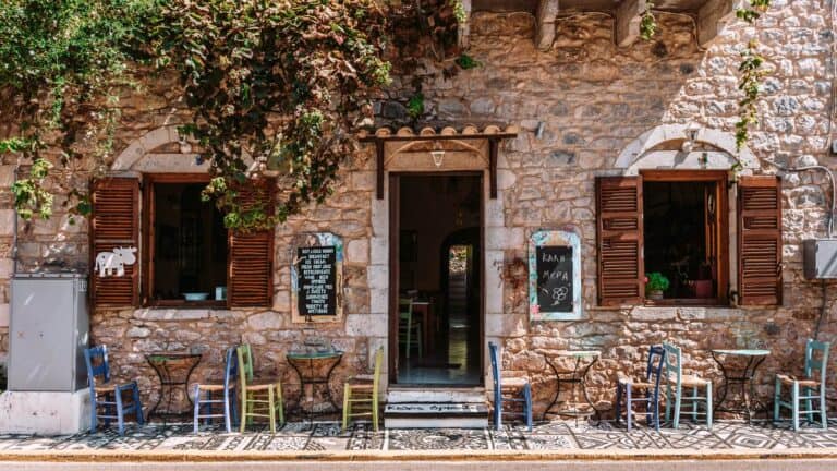 These Stunning Destinations in Greece Are Perfect for Digital Nomads ...