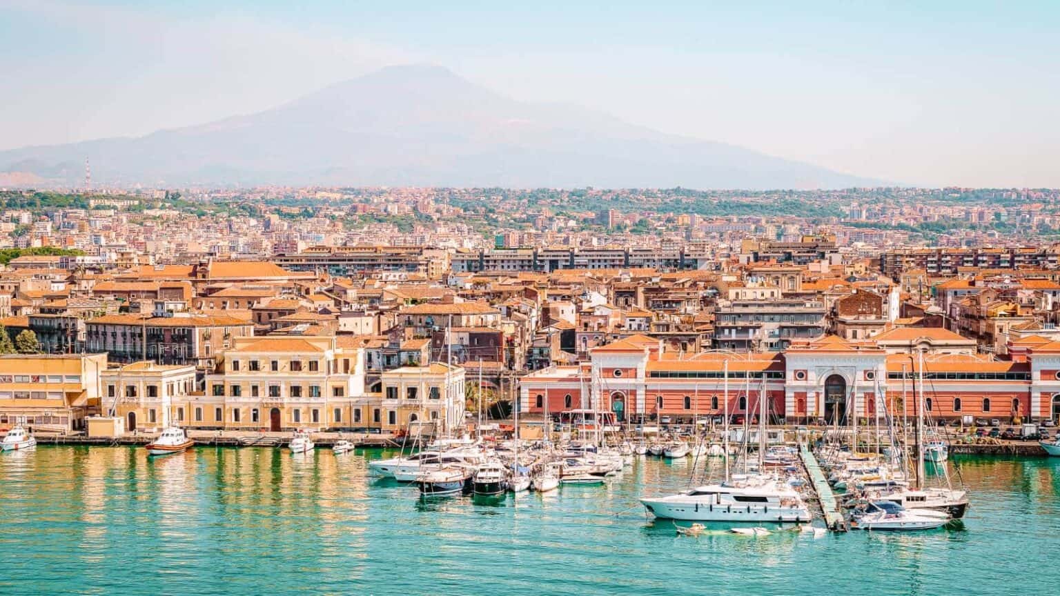 12 Gorgeous Cheap Places To Visit in Italy—Because You Deserve Gelato ...