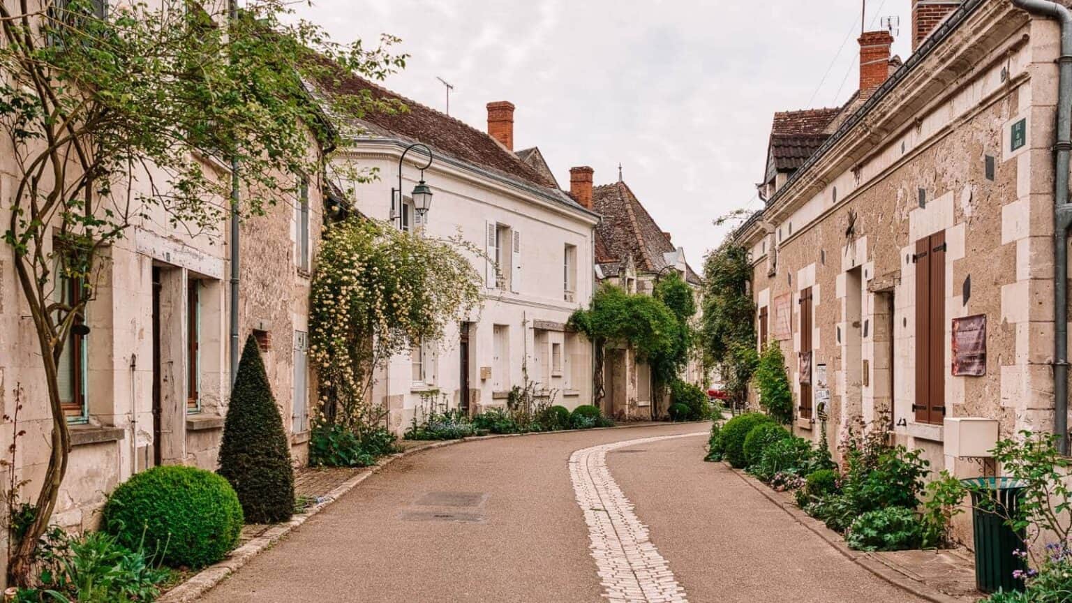 These 12 Beautiful French Towns Are So Affordable, You’ll Think You’re ...
