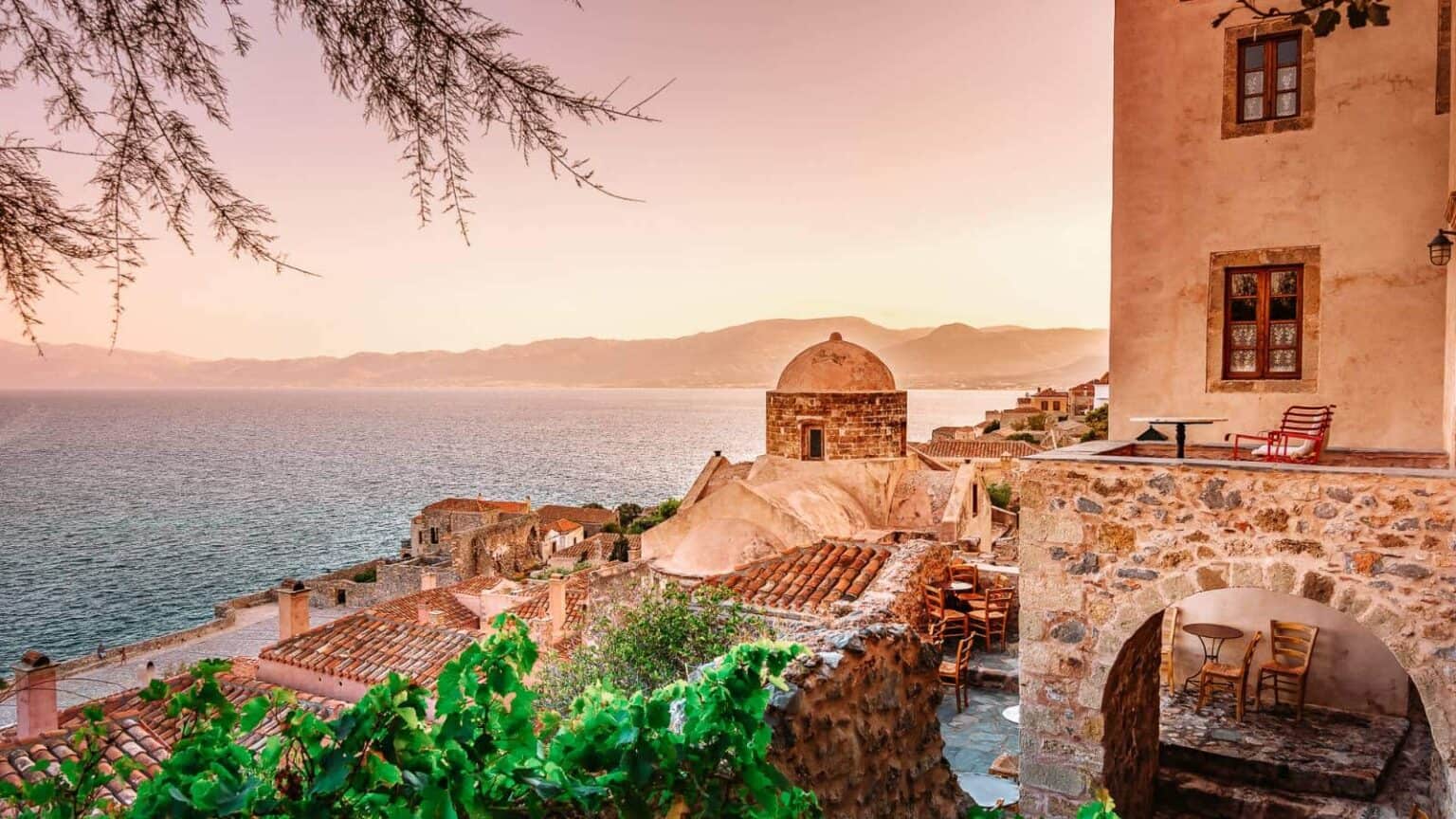 12 Beautiful Small Towns in Greece That Won’t Empty Your Wallet