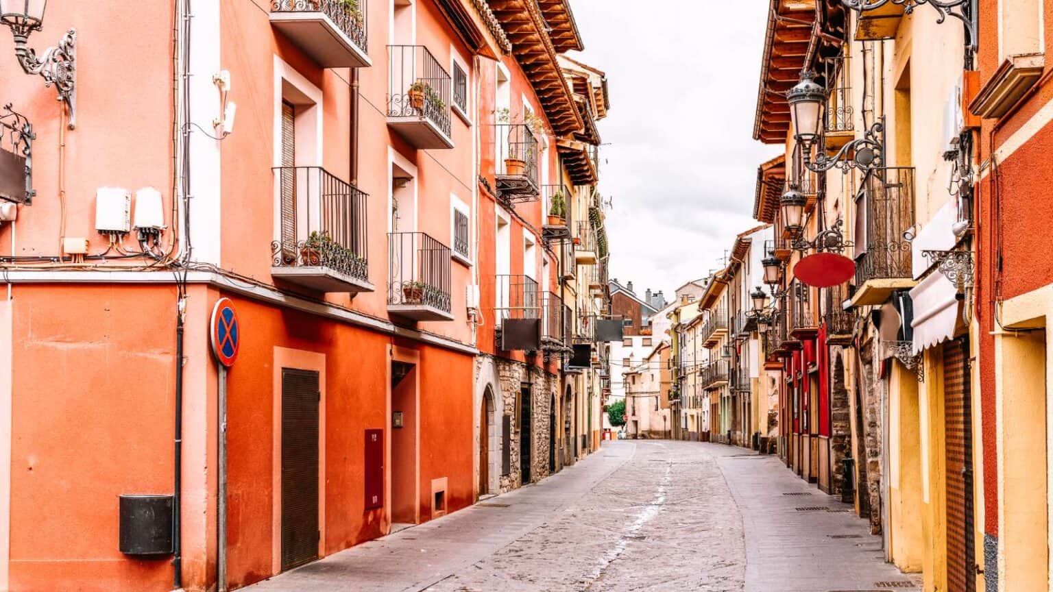 12 Beautiful Small Towns in Spain for an Affordable Getaway That Will ...