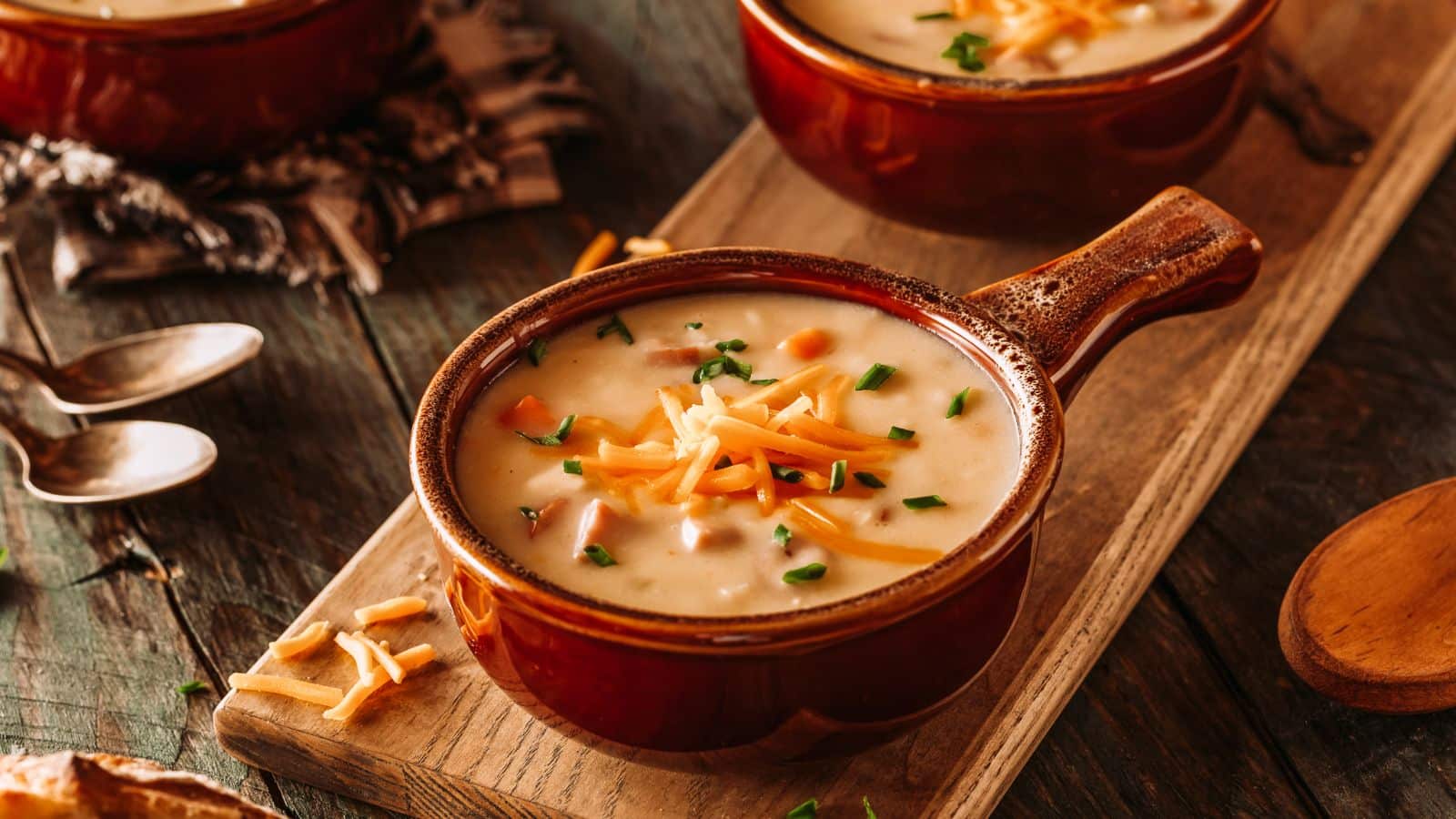 12 Surprisingly Weird Foods in the USA To Try If You’re Feeling Brave