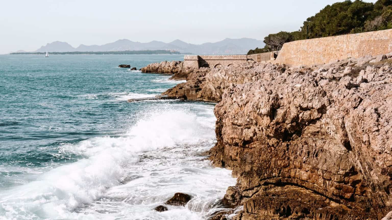 12 Beautiful Hiking Trails in France From Alpine Peaks to Coastal Paths