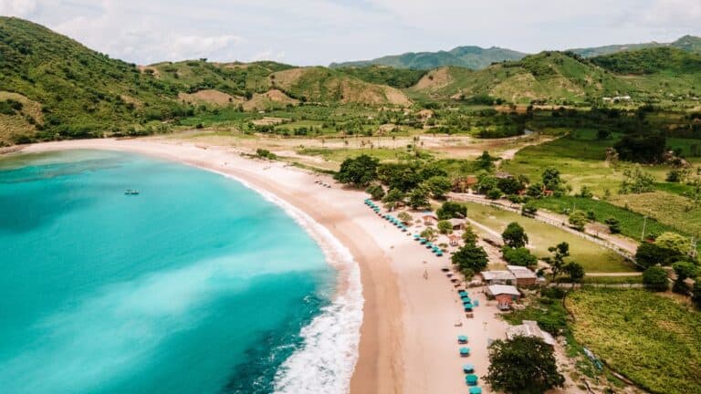 12 Budget-Friendly Beach Destinations To Live in Southeast Asia You’ll ...