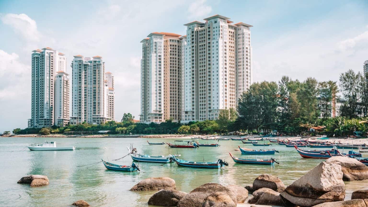 12 Budget-Friendly Beach Destinations To Live in Southeast Asia You’ll ...