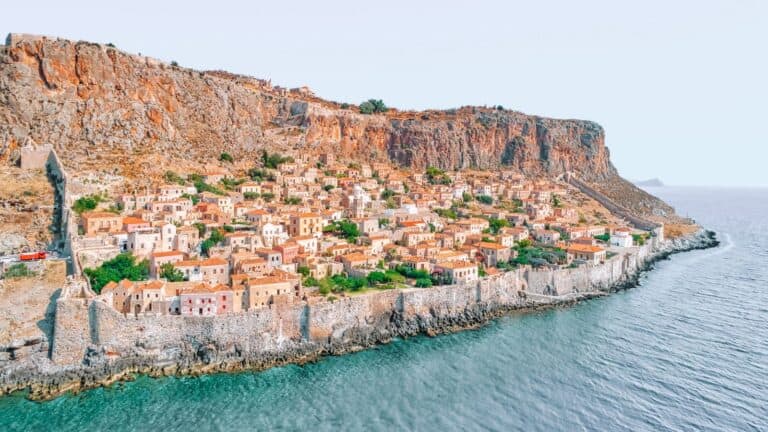 12 Beautiful Seaside Greek Towns That Are Surprisingly Not on Islands