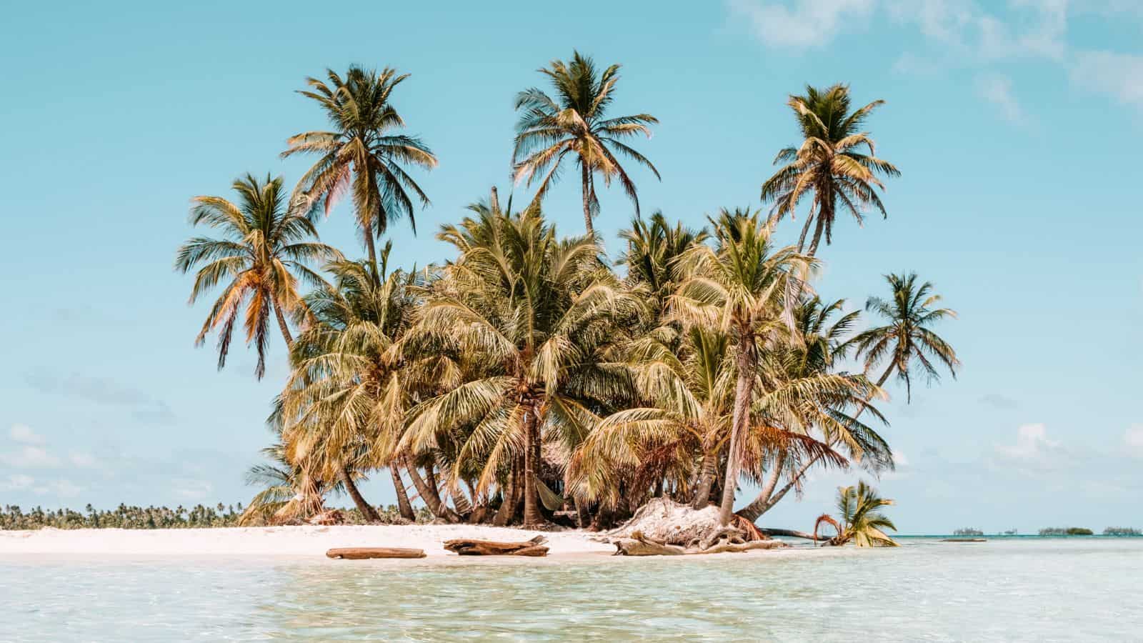 The 12 Cheapest Caribbean Islands That Will Convince You To Finally ...