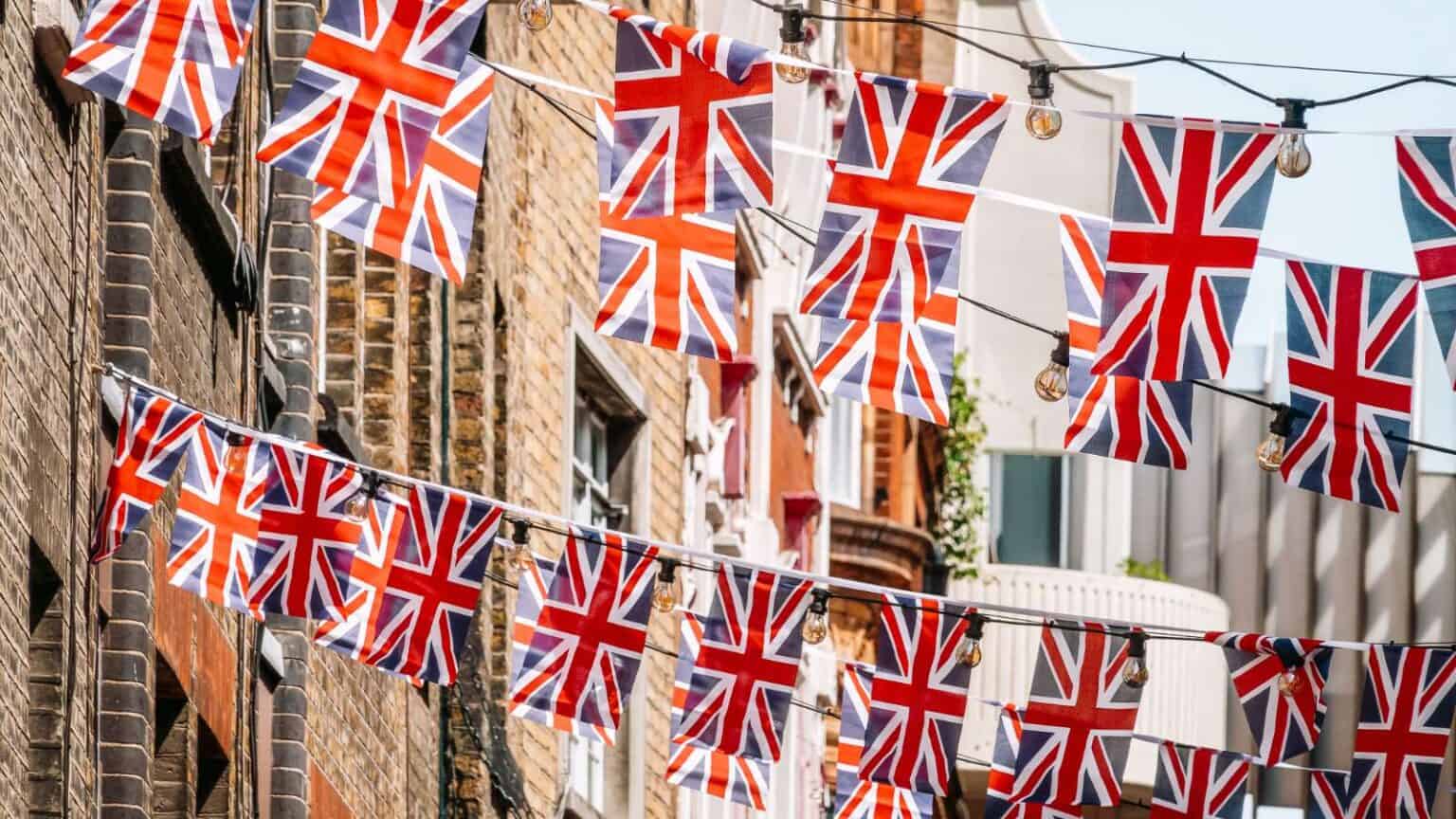 12 Most Beautiful Flags in the World That Are More Than Just Symbols