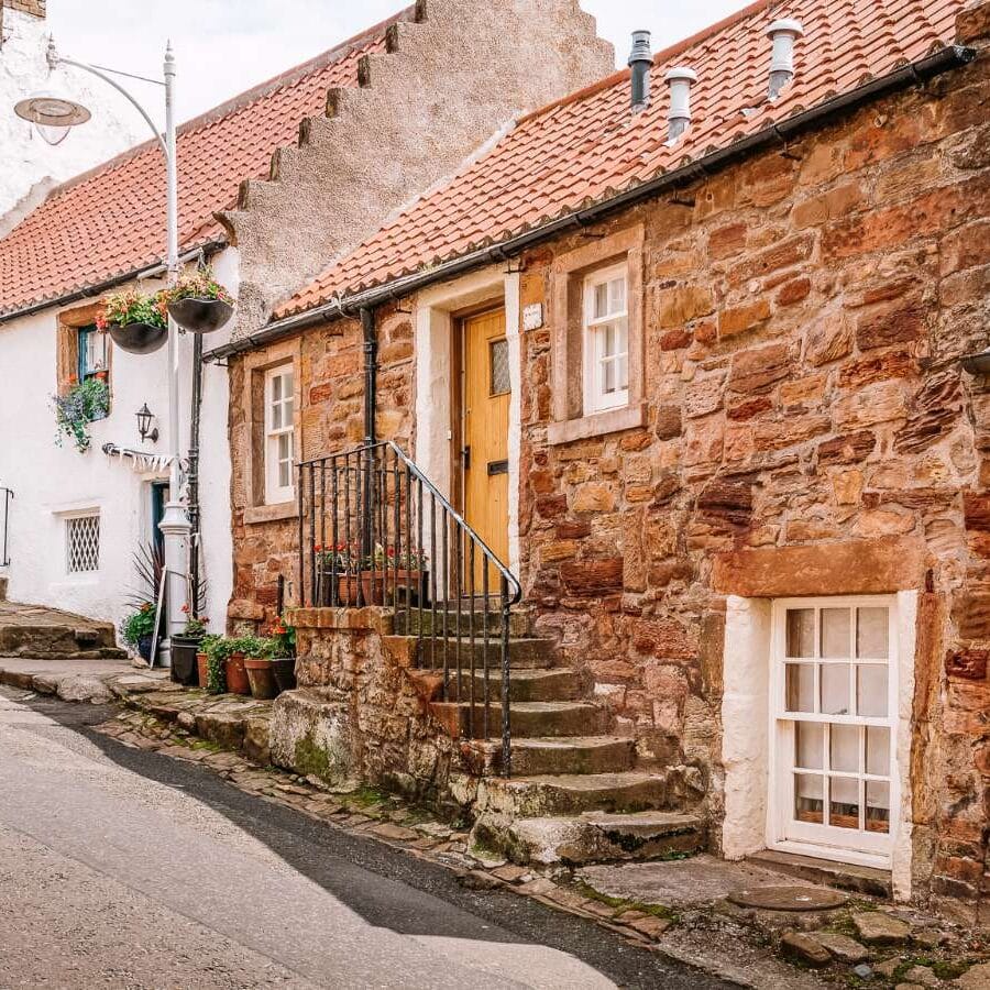 These 13 Beautiful Medieval Cities and Towns in the UK Feel Like a ...