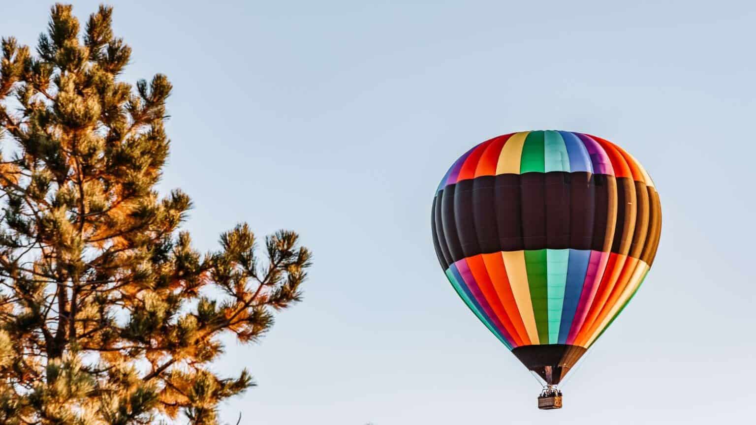 Up, Up, and Away! 12 U.S. Hot Air Balloon Rides To Add to Your Bucket List