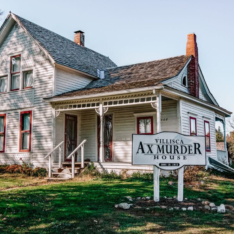 12 Haunted Houses in the US That Will Leave You Sleeping With the Lights On