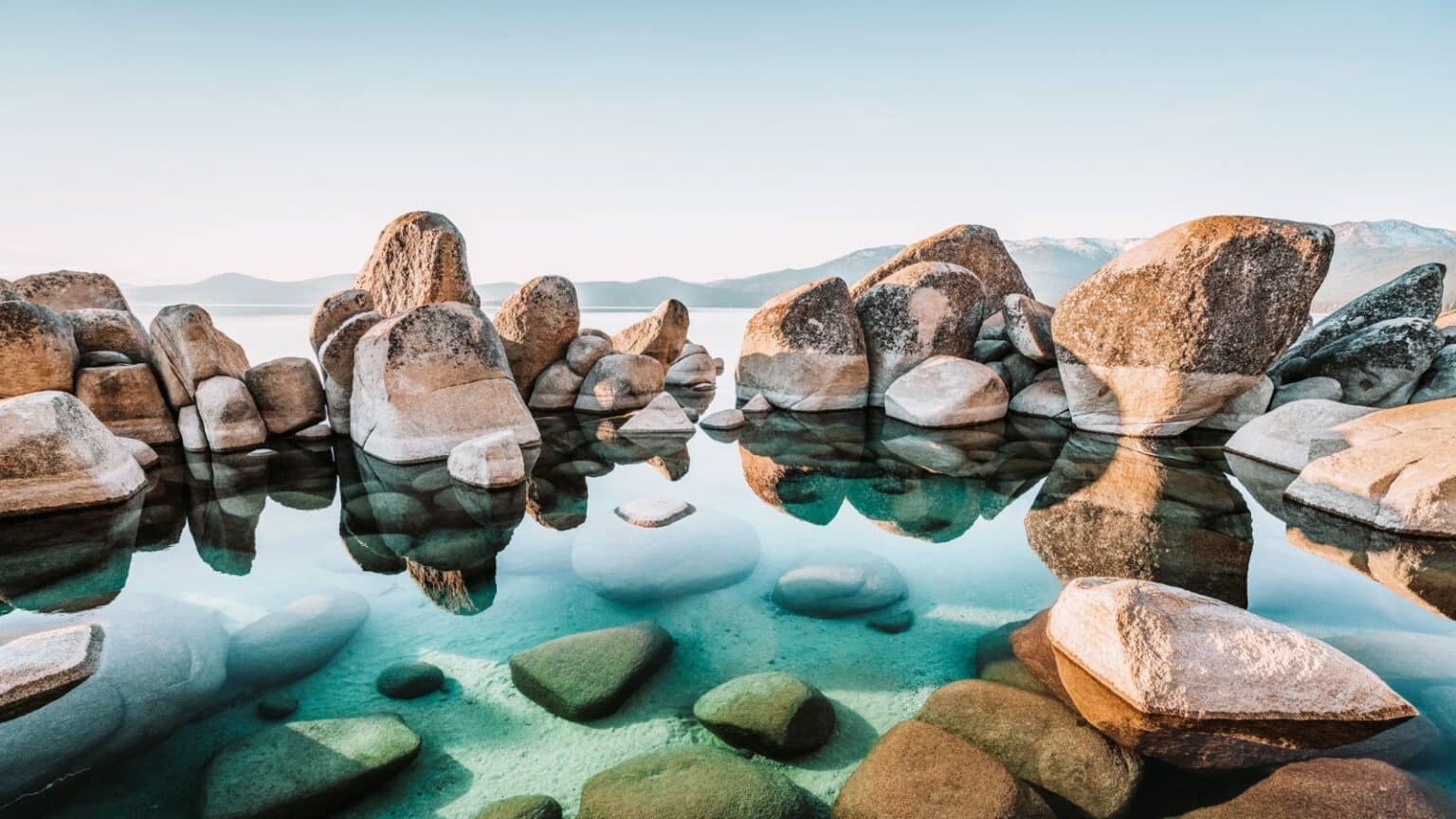 12 Travel Destinations in September in the U.S. To Catch the Magic of ...