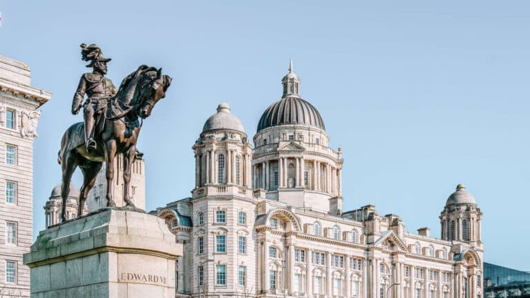 These 12 UK Cities for Fall Will Give You All the Cozy Vibes You’re Craving