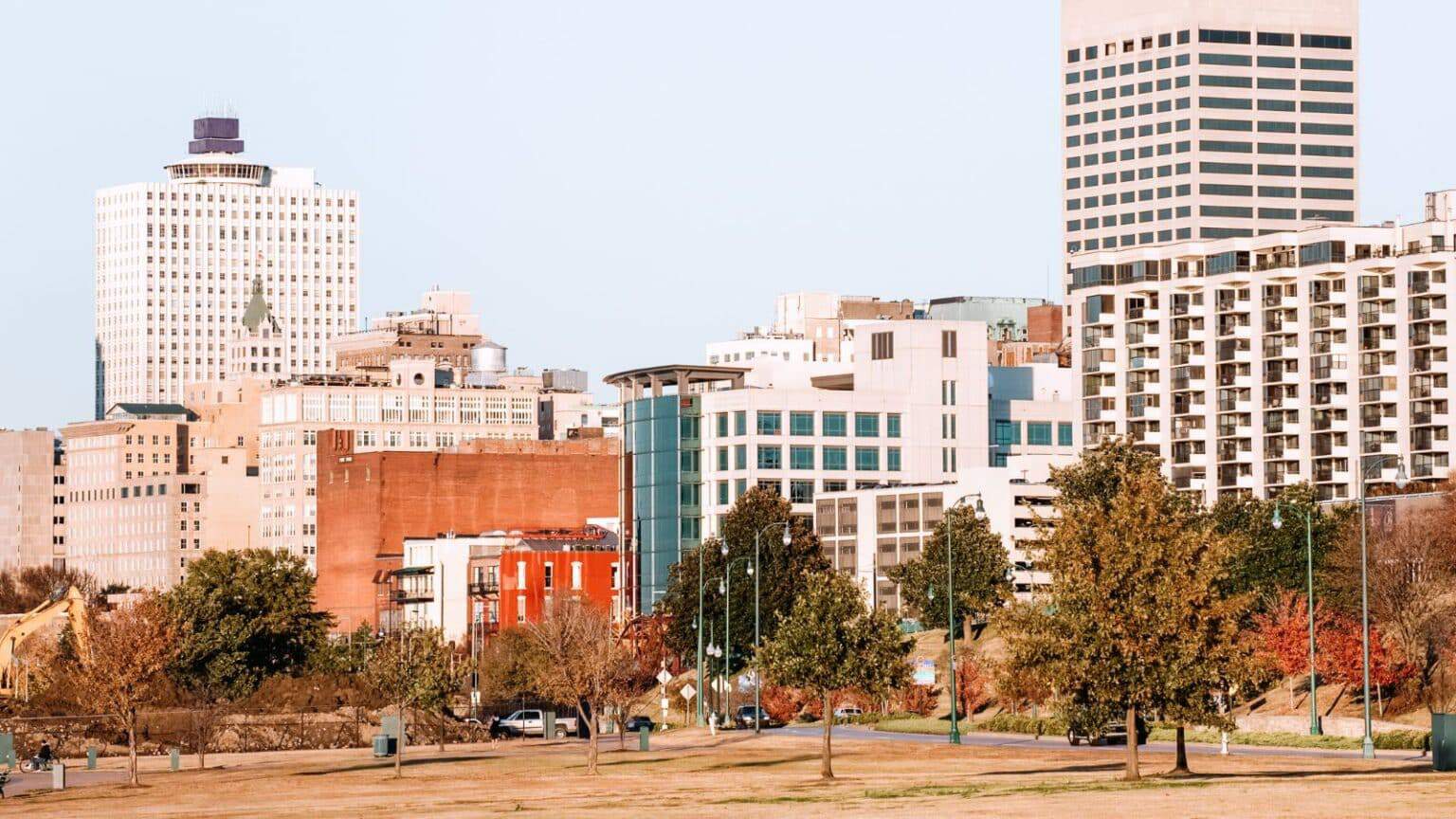 12 Affordable US Destinations for Fall You’ll Want To Visit This Year