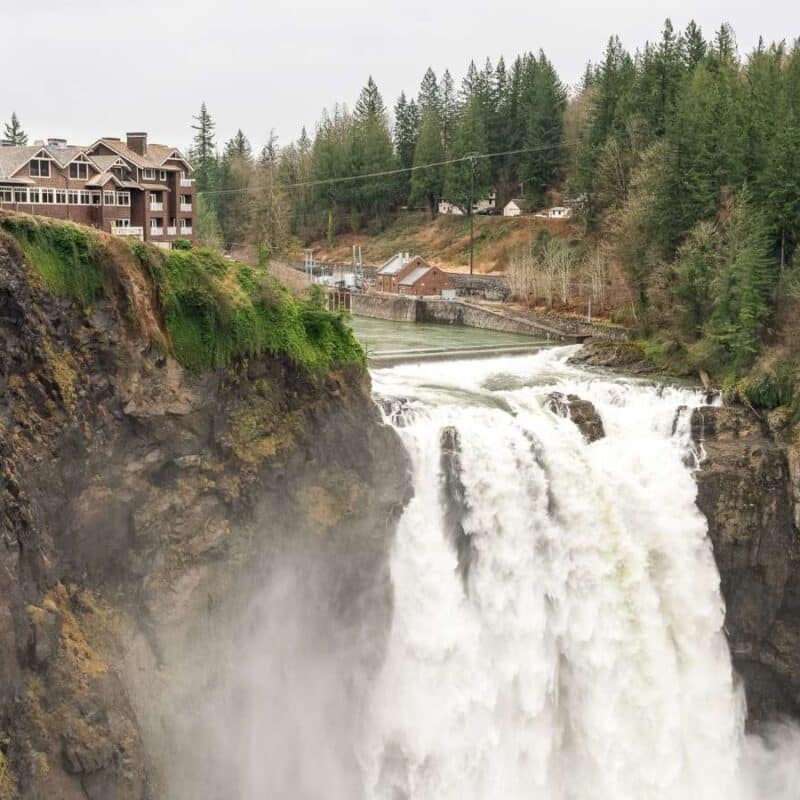 These 12 Winter Lodges in the US Are Perfect for a Snowy Getaway