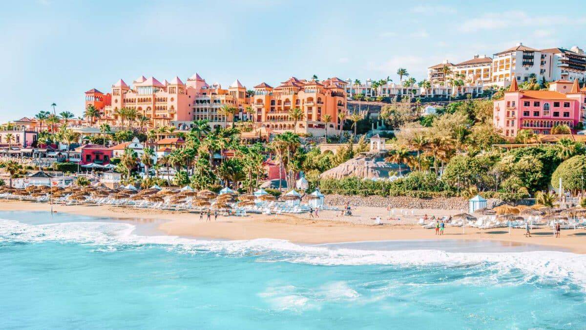 These 12 Cheap Warm Destinations in the World in April Will Have You ...