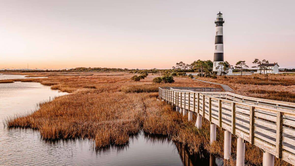 From Charming Seaside Towns to Stunning National Parks, These Beautiful ...
