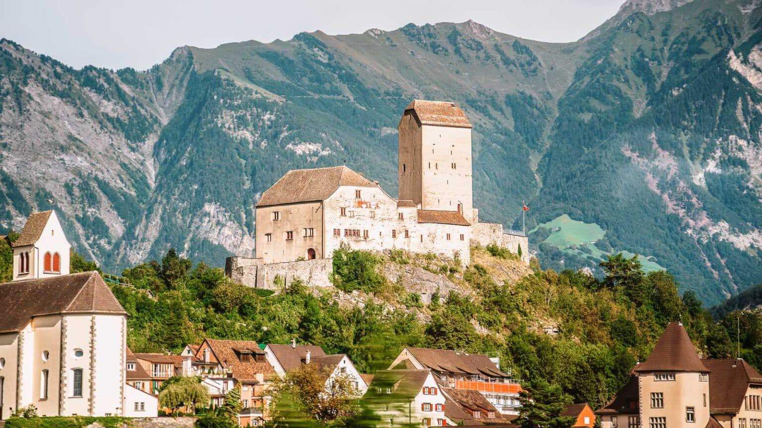 12 Places in the World Where People Live the Longest According to a New ...